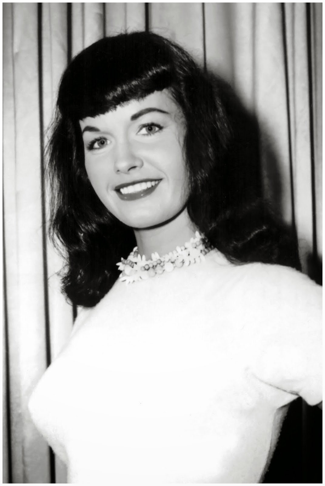 Sexy 1950s Actress Model Bettie Page Classic Pin Up Poster Portrait