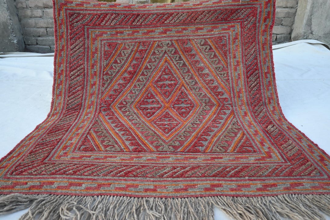 4x4 Antique Square Rug 3'8x3'8 Ft Muted Faded Color Mashwani Berjesta ...
