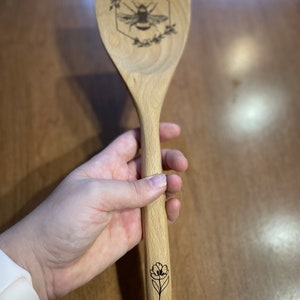 Bumble Bee Beechwood Engraved Kitchen Utensils - Etsy