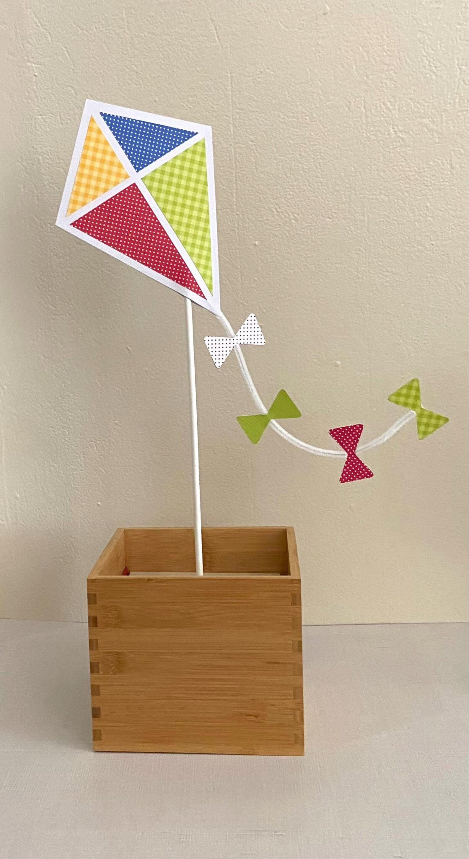 Yellow Kite for Centerpieces (one Kite) | Kite Centerpiece | Kite Table ...