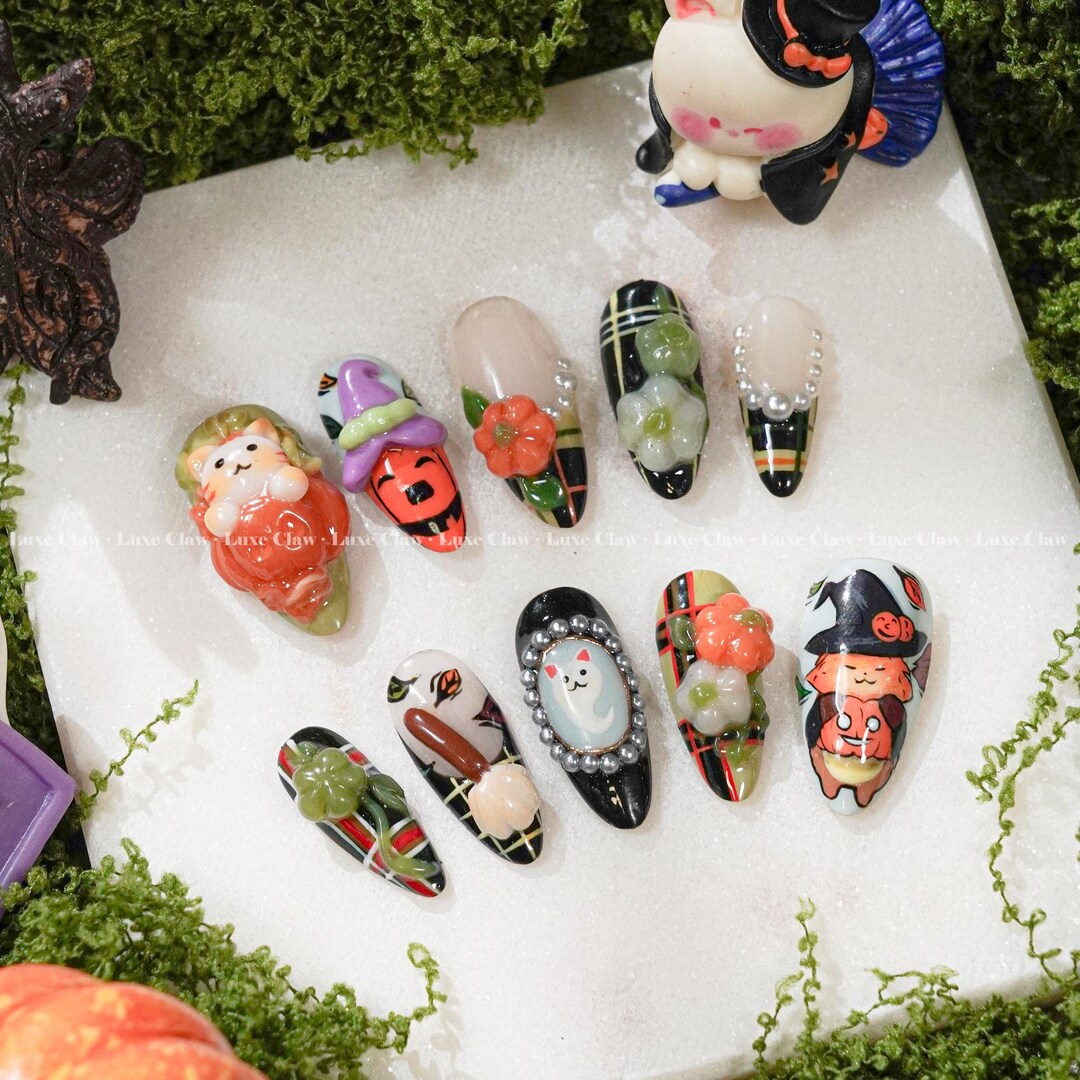 Cat Witch Press on Nails, Kawaii Halloween, Ghost Cameo, Witch Hat ...