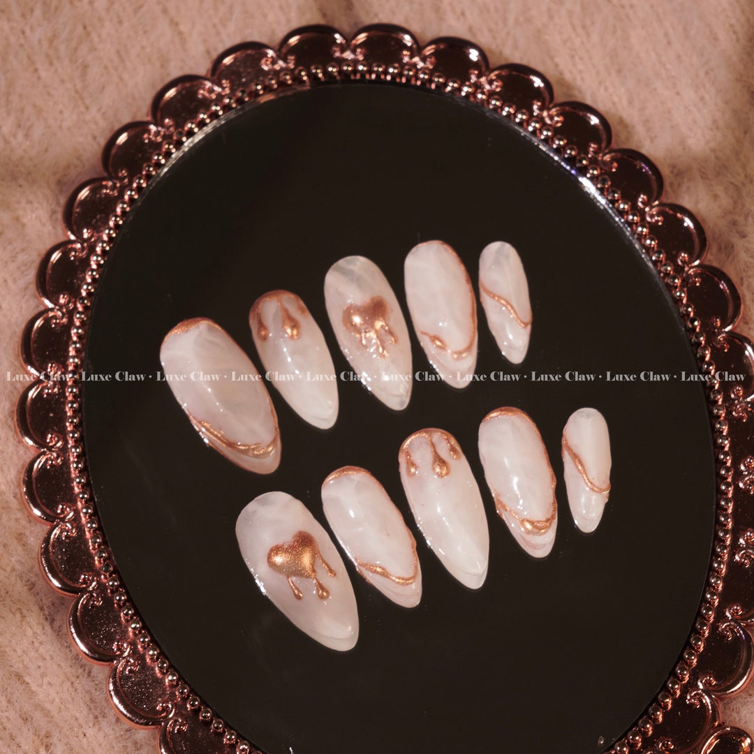Glowing Quartz Amour Press on Nails, White Marble Nails With Rose Gold ...
