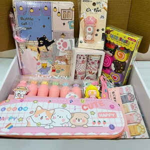 Kawaii Cat Stationery Gift Box Bundle | Preset Box of Notebooks, Sticky ...