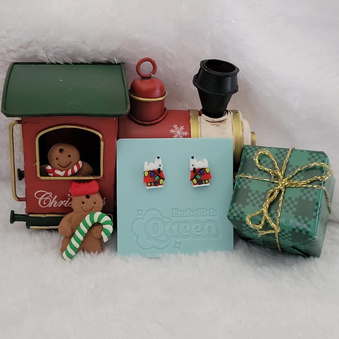Snoopy Christmas Stud Earrings: Holiday Dog House Jewelry - Etsy