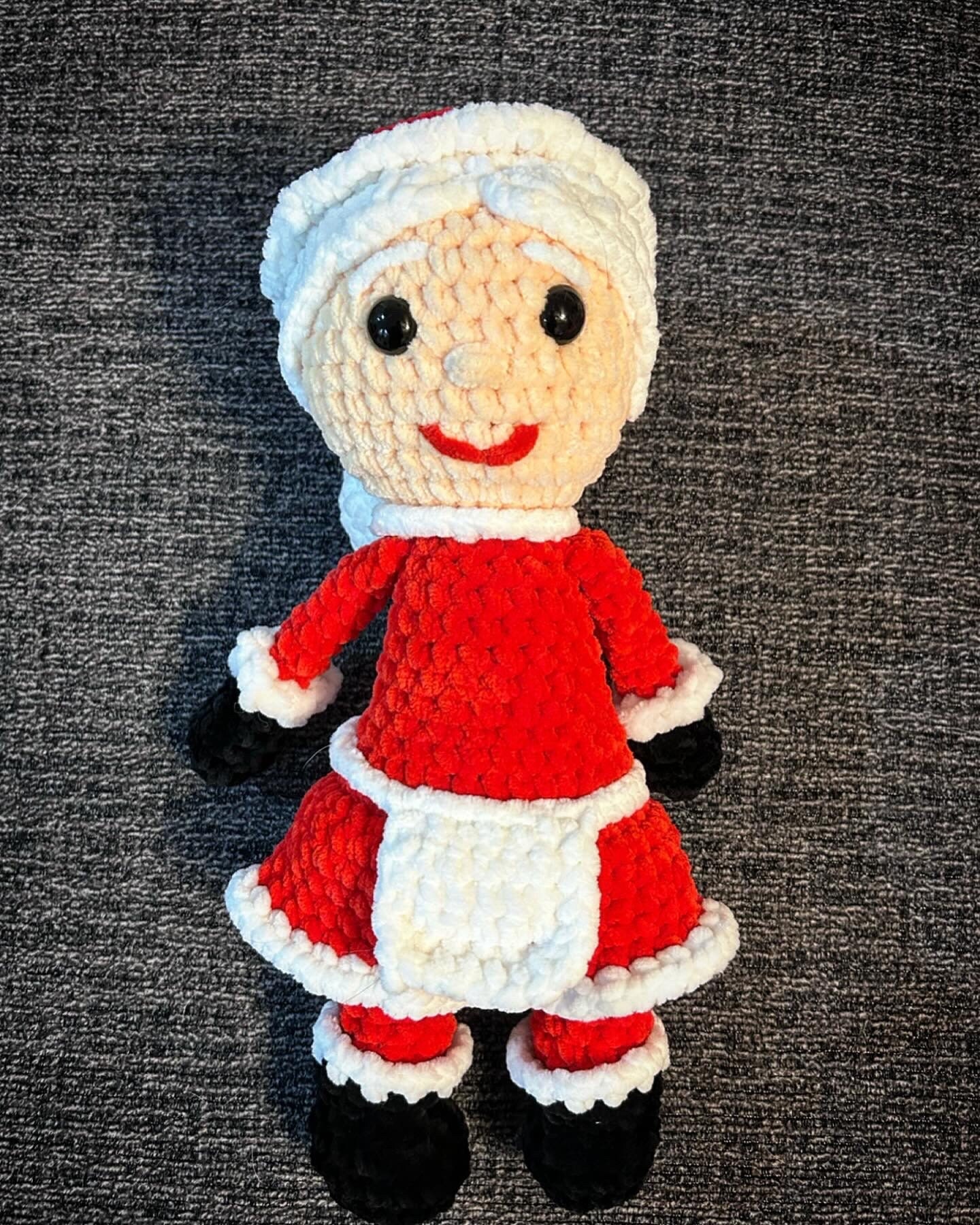 Crochet Santa and Mrs. Claus Set - Etsy