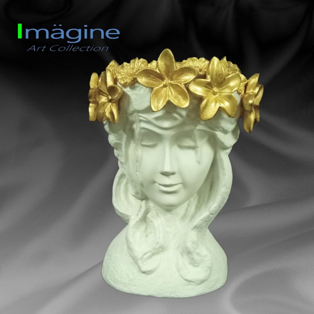 Lady Planters Stonecast Sculpture for Indoor and Outdoor Plants, Venus ...