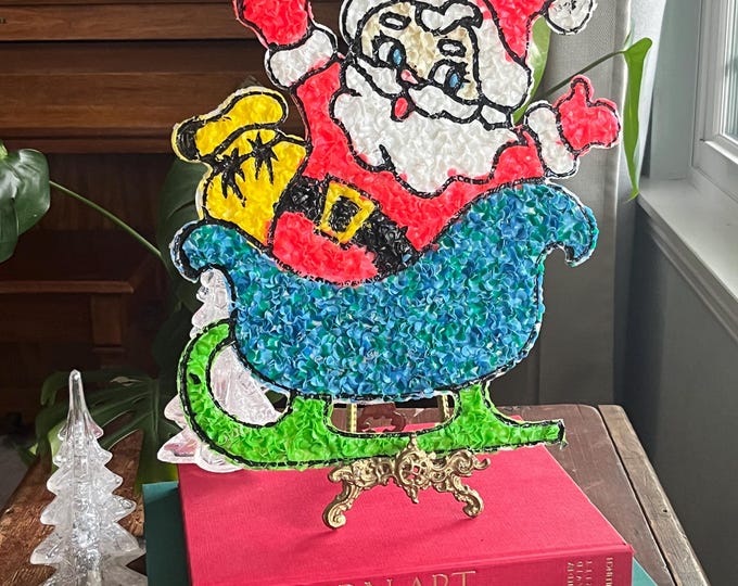 Plastic Popcorn Santa in Sleigh Wall Decor - Etsy