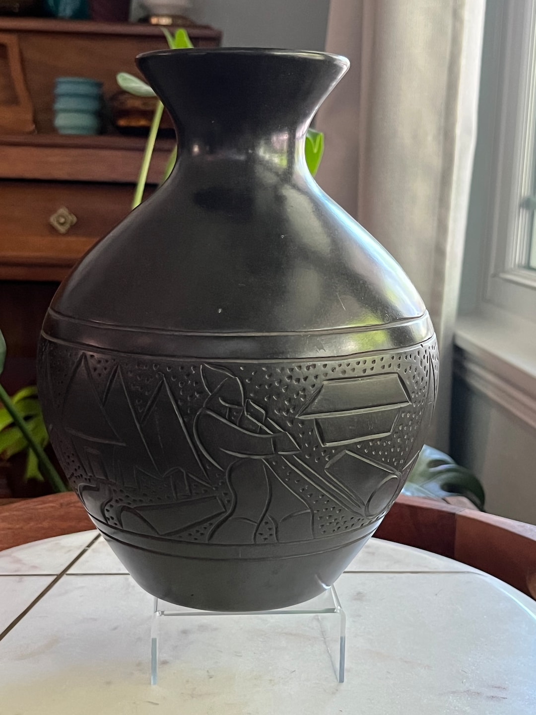 Handcarved Black Vase, Made in Romania. Vintage Pier 1. - Etsy