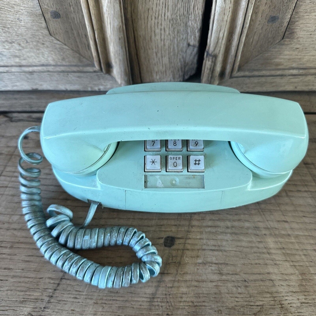 Vintage Turquoise Western Electric Princess Bell Touchtone Desk ...