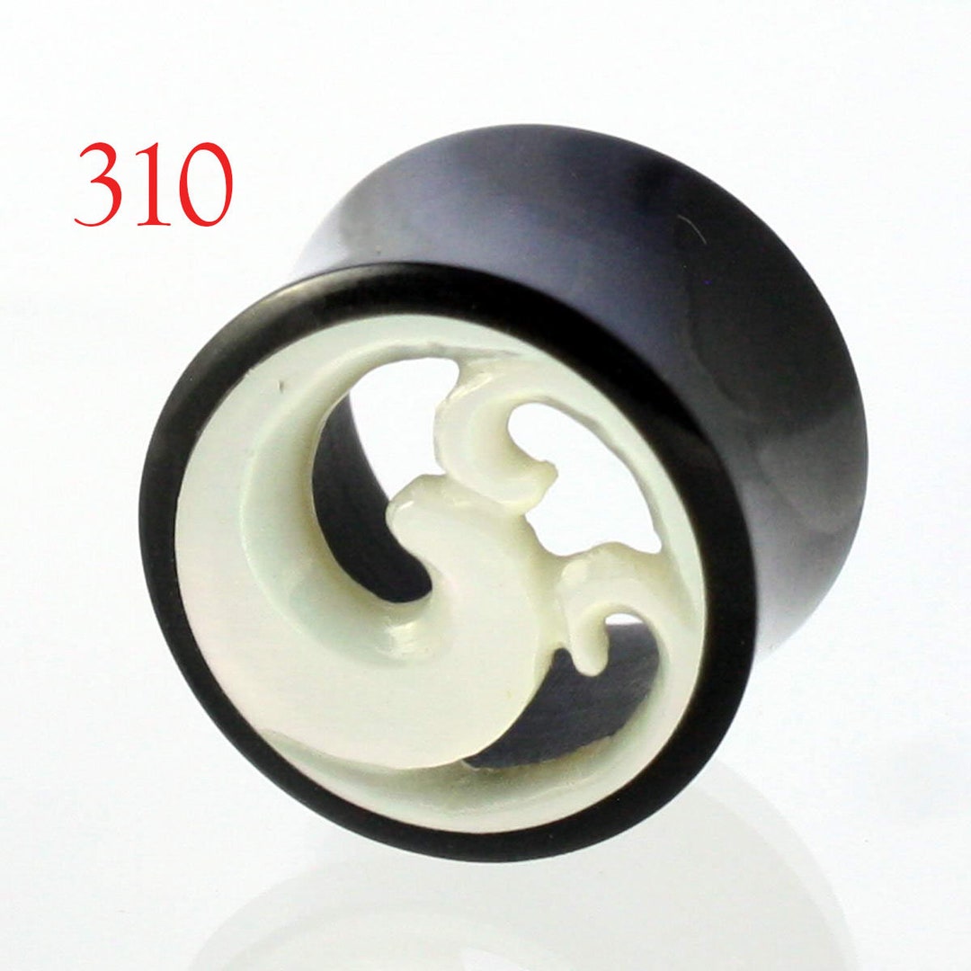 310 Buffalo Horn Plugs Mother of Pearl Carved Swirl Gauges Pair ...
