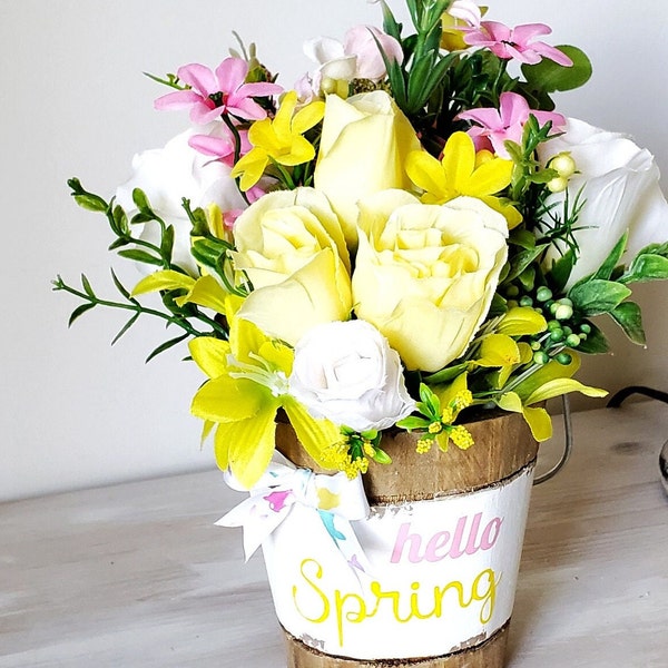 Tabletop Arrangement - Etsy