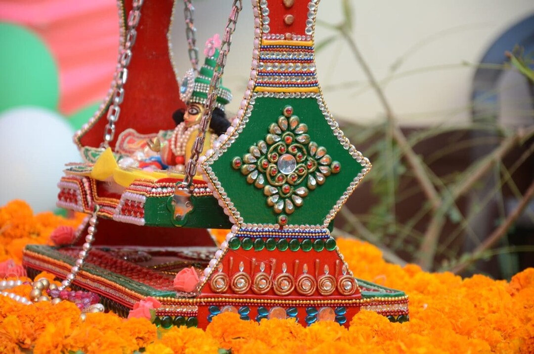 Handmade Laddu Gopal Swing, Bal Gopal Jhula - Etsy