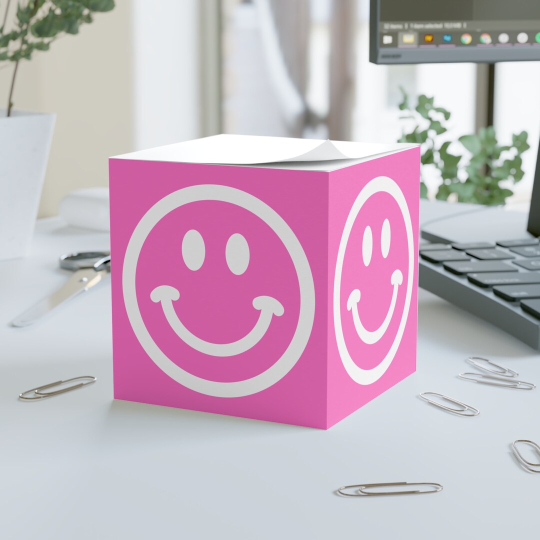 Pink Smiley Face Post-it Note Cube | Colorful Sticky Notes | Fun Office ...