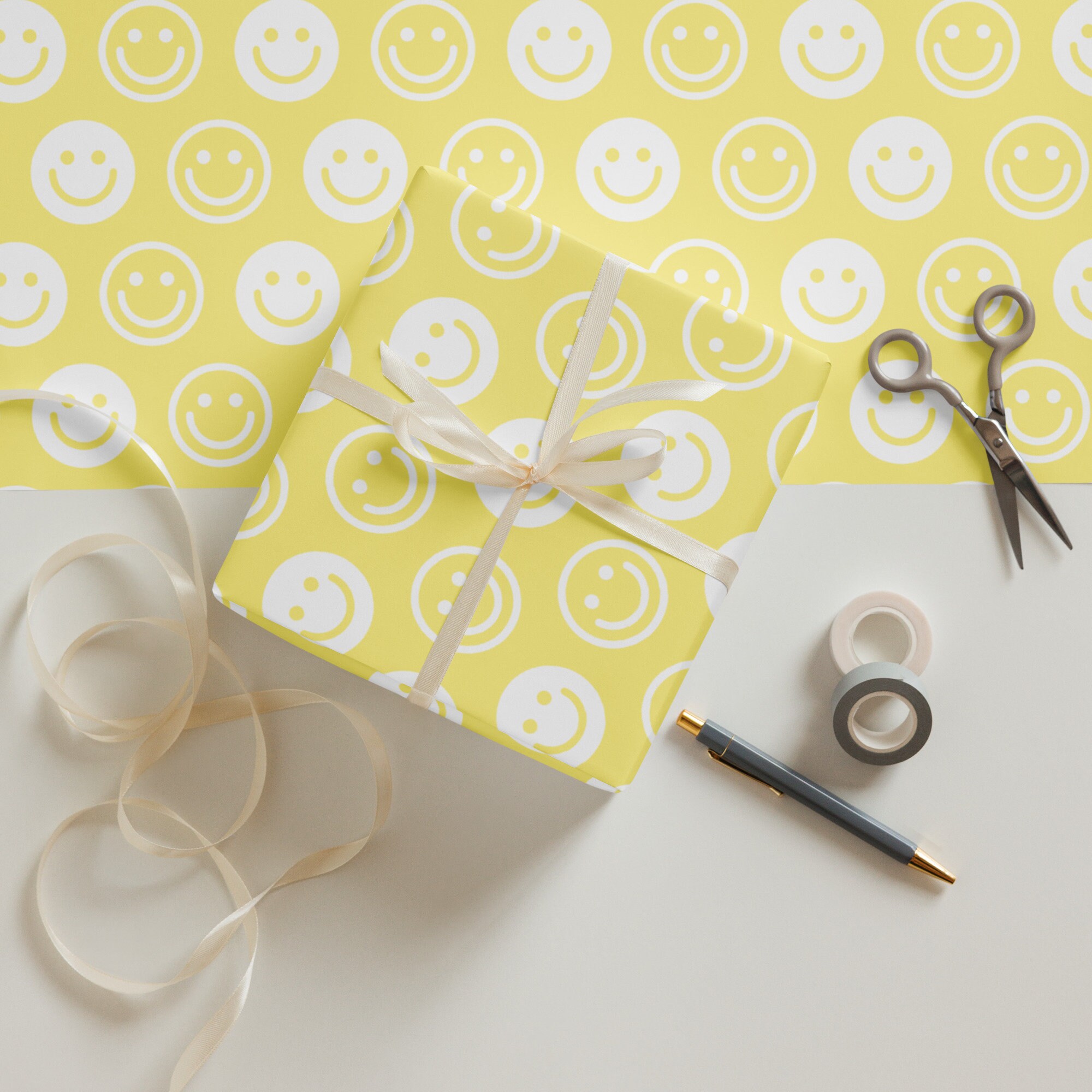Checkered, Wavy and Smiley Wrapping Paper Sheets / Funky Gift Wrap ...
