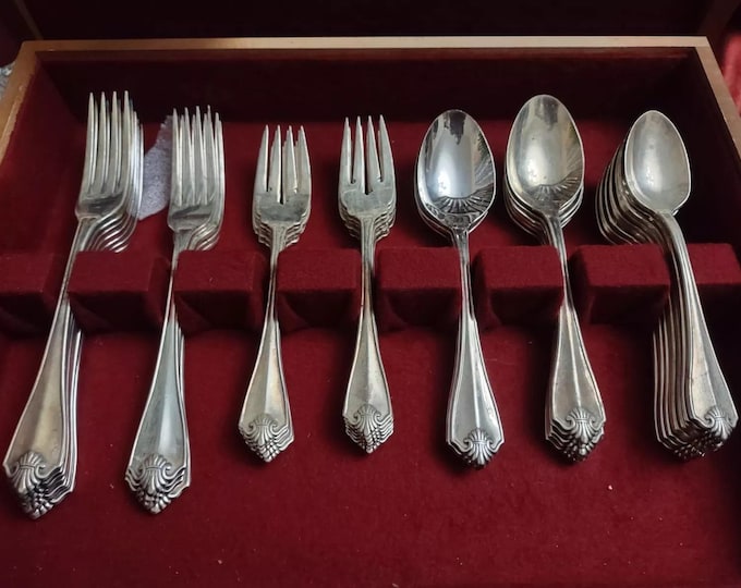1881 Rogers Oneida King James Silver Plate 61 Pc Flatware Set With Box ...