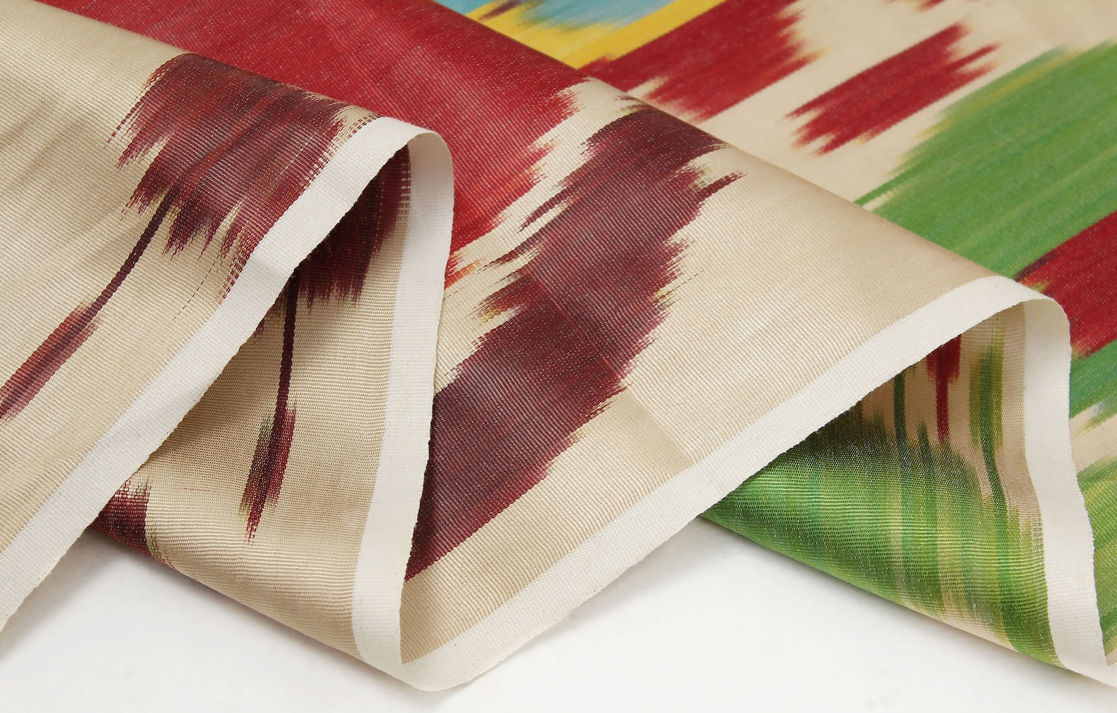 Red and Green Silk Ikat Fabric - Uzbek Ikat Fabric Pattern, Ikat Cloth ...