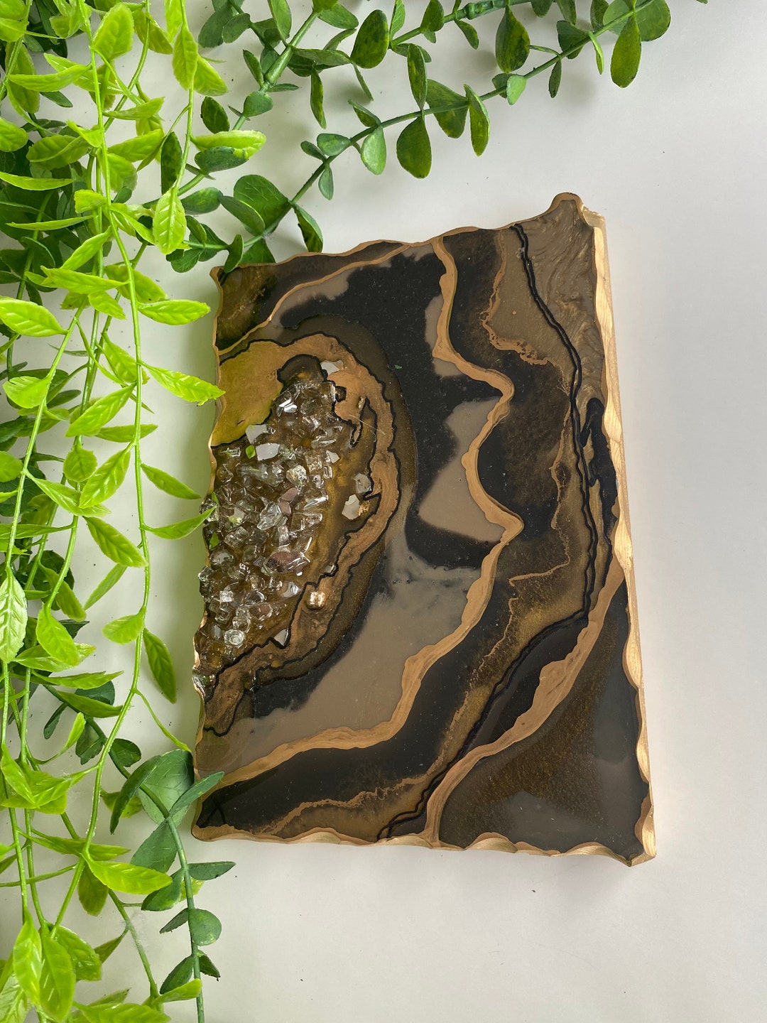 Small Geode Wall Art • Handmade Art Gift• - Etsy