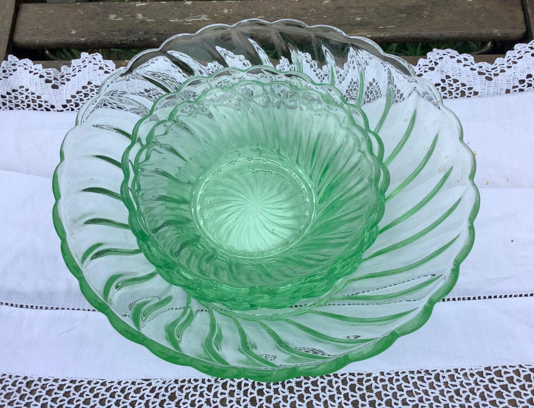 Bagley Glass Carnival Swirl Pattern Fruit Bowl 3 Dishes, Art Deco Style ...