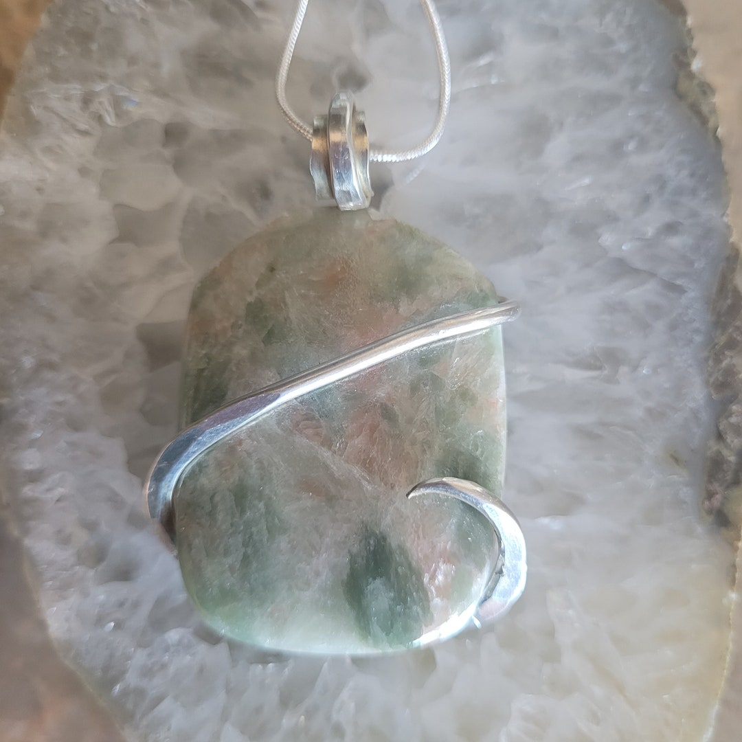 Pastel Colored Quartz Natural Stone Necklace, Salmon Pink and Green ...