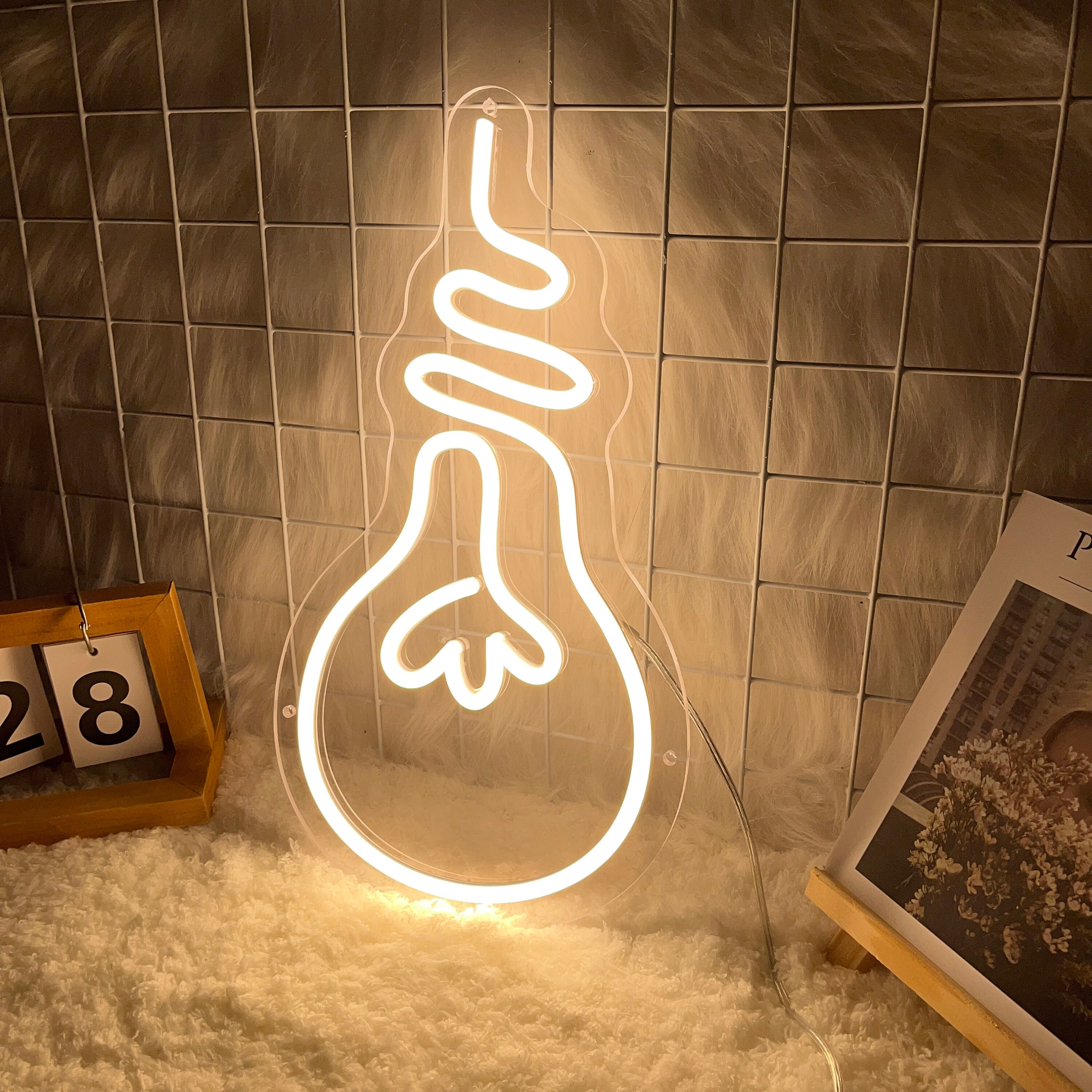 Light Bulb Neon Sign, Light Bulb Decoration, LED Neon Light Decoration ...