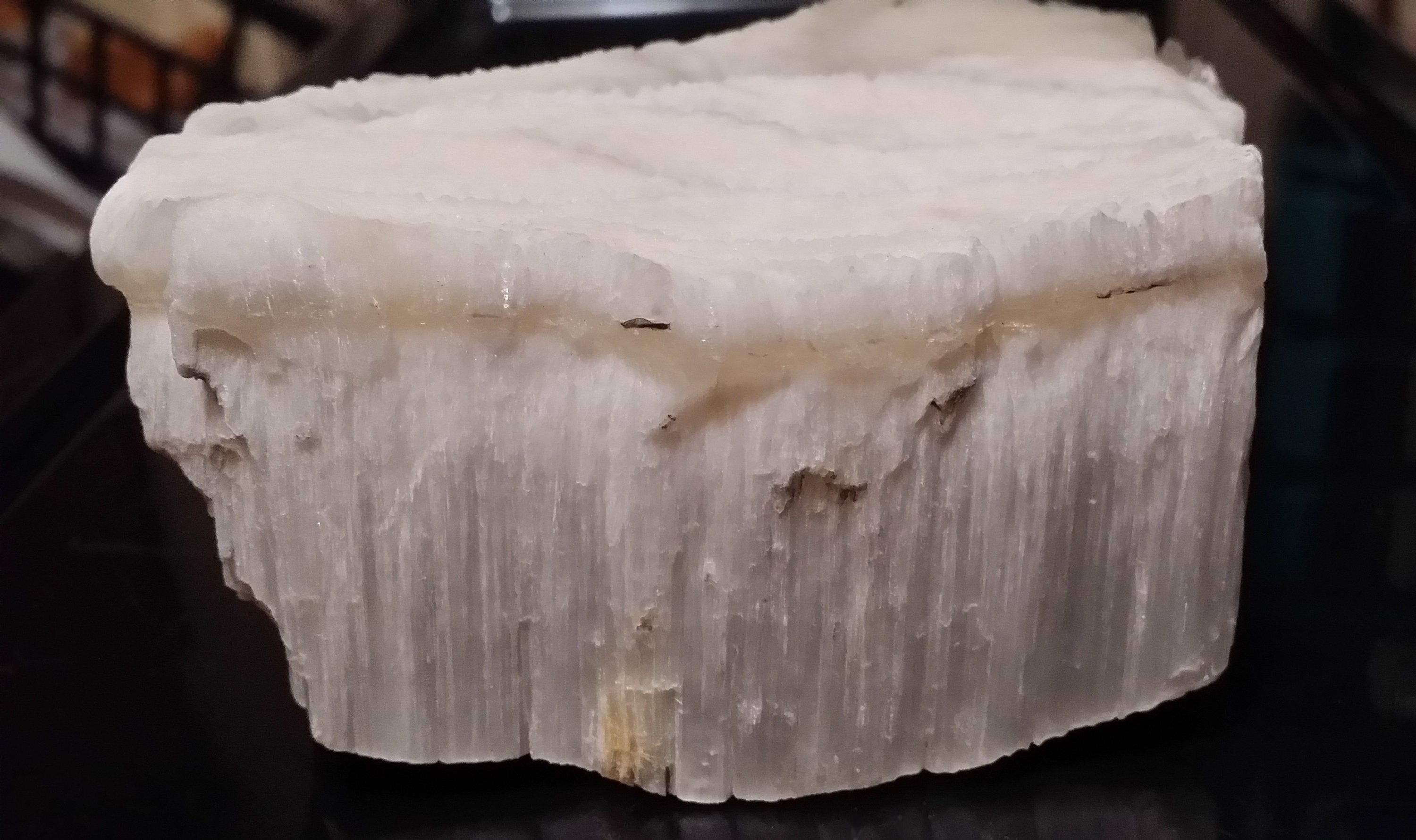 Gypsum Satin Spar Mineral