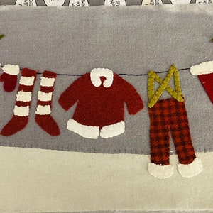 Wool Applique Pattern “winter Woolies” Wall Hanging - Etsy
