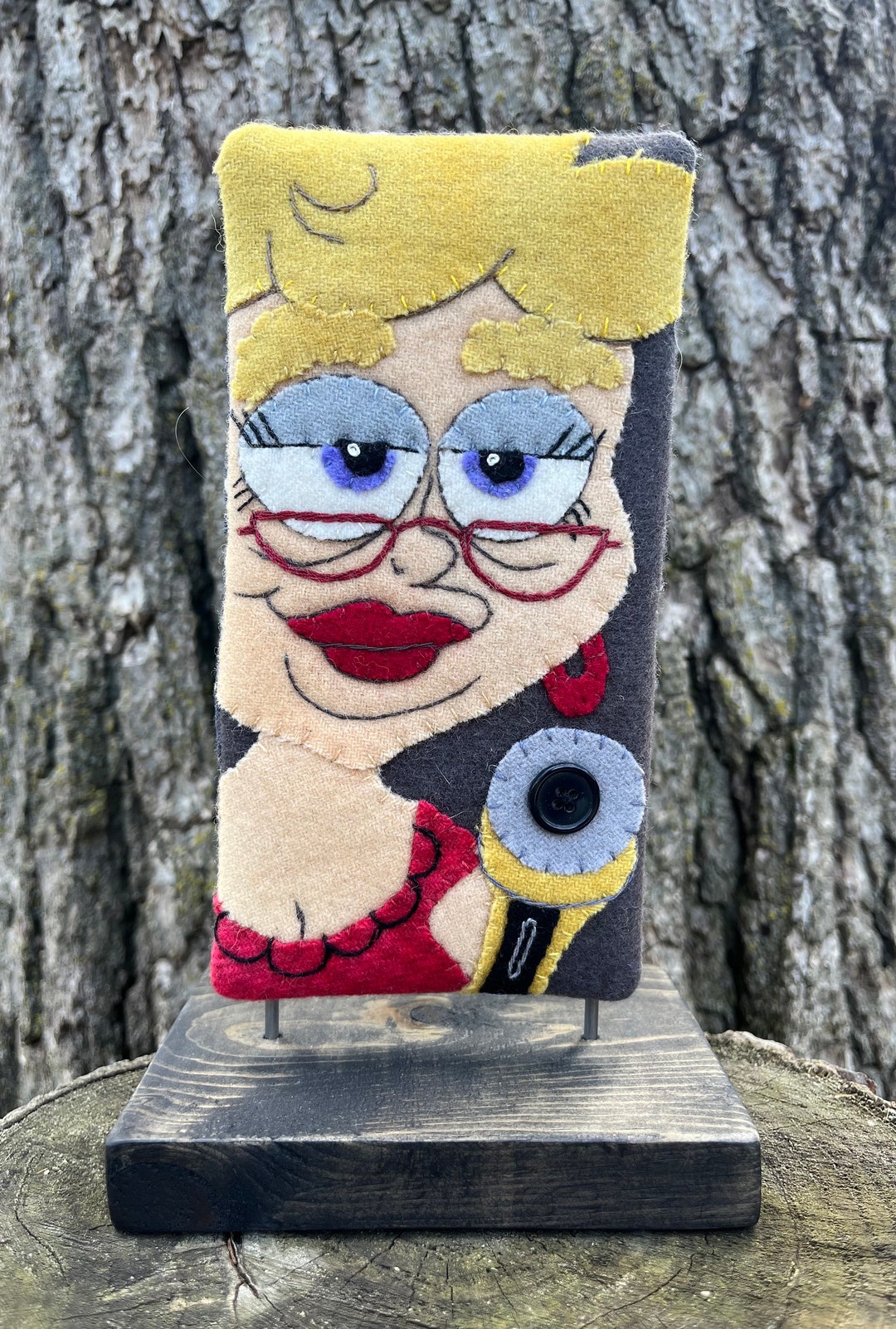 Wool Appliqué Pattern “dottie” From Four-patch County - Etsy