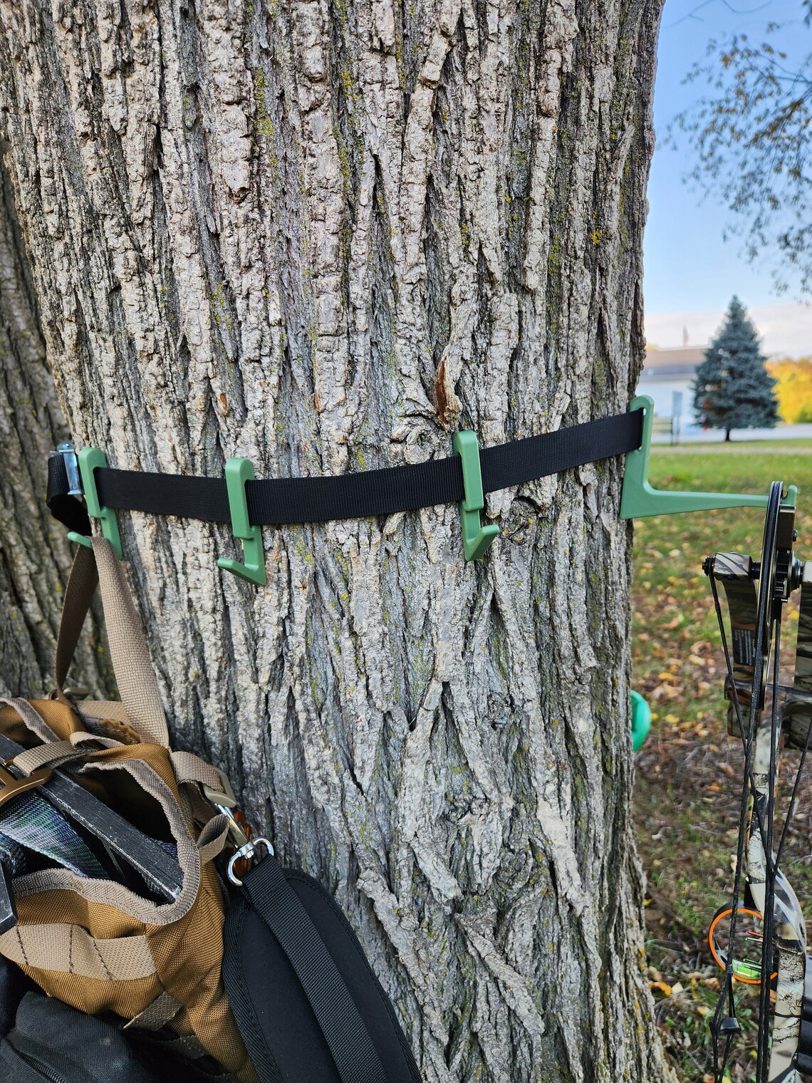 Saddle Hunting Gear Hanger Bow Hook With 3 Gear Hooks - Etsy
