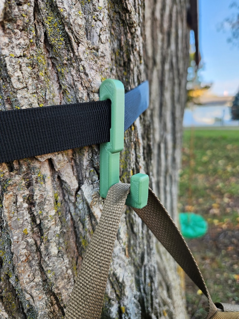 Saddle Hunting Gear Hanger Bow Hook With 3 Gear Hooks - Etsy