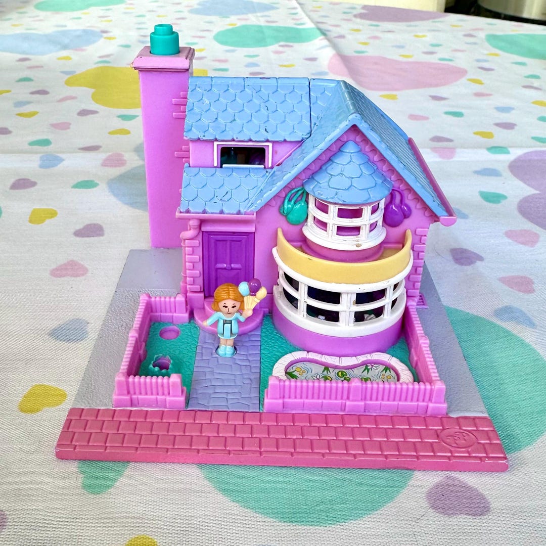 Vintage 1993 Polly Pocket Bay Window House With 1 Doll -non Working ...