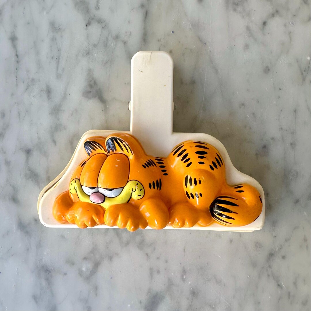 Vintage 1978 Garfield Bag Clip - Etsy