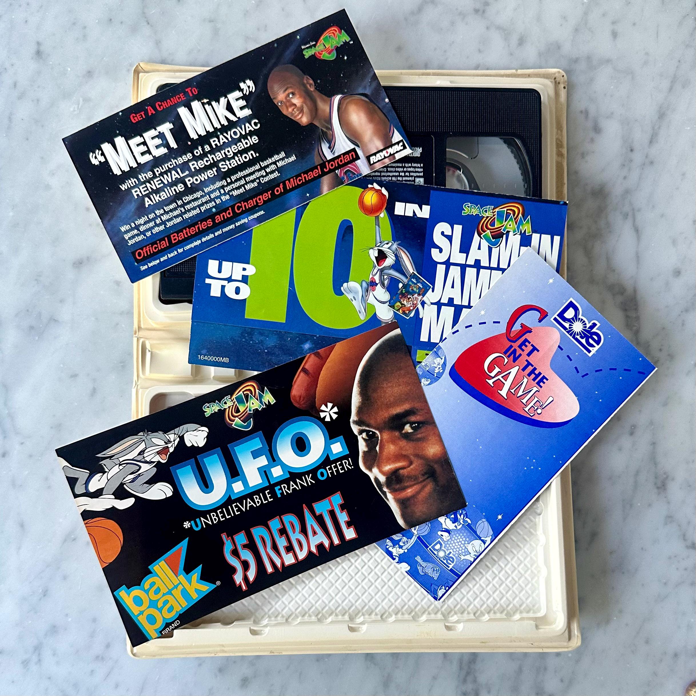 Vintage 1997 Space Jam VHS With Promos and Coin RARE - Etsy