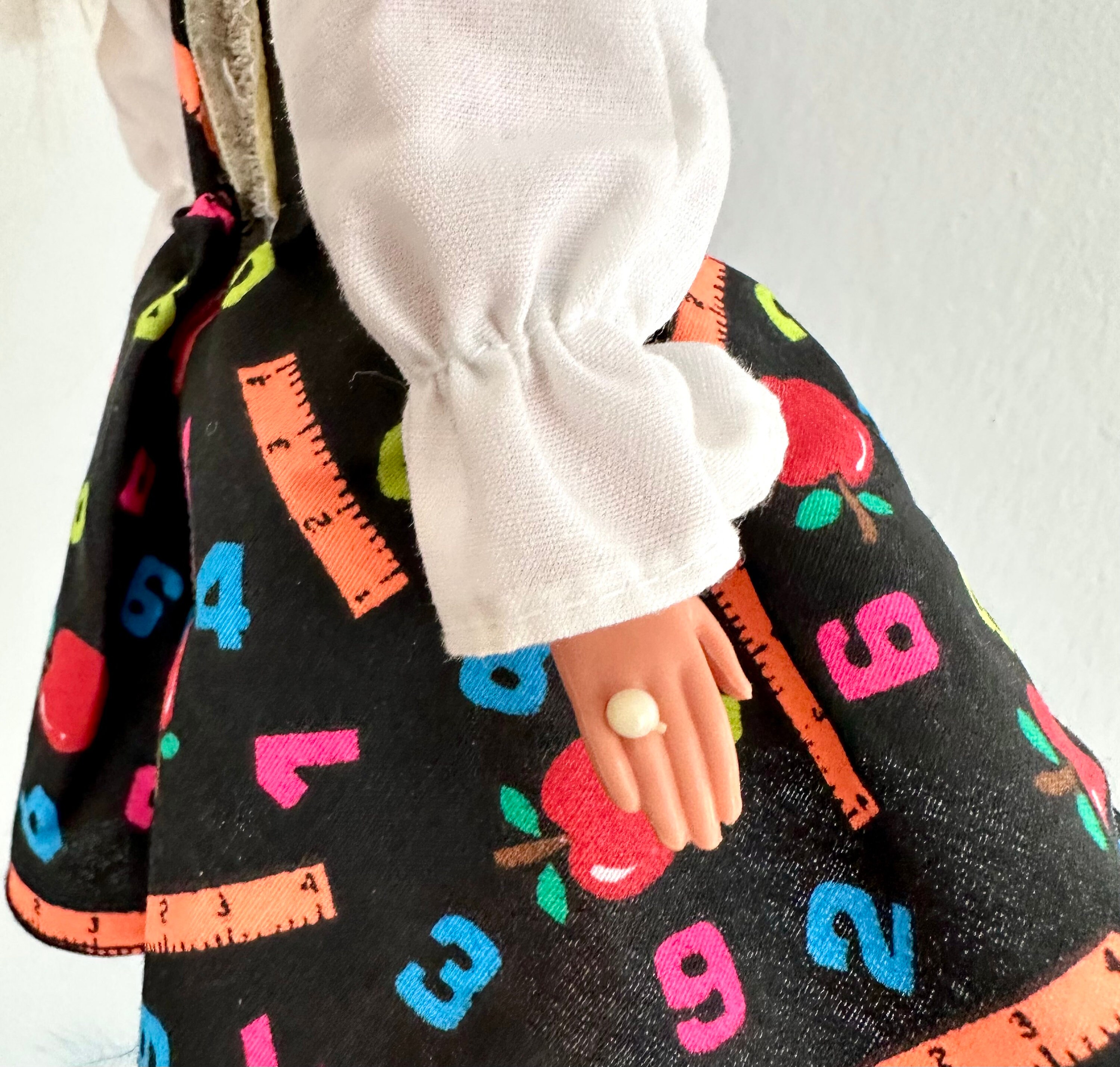 Vintage 1995 Teacher Barbie Mattel - Etsy