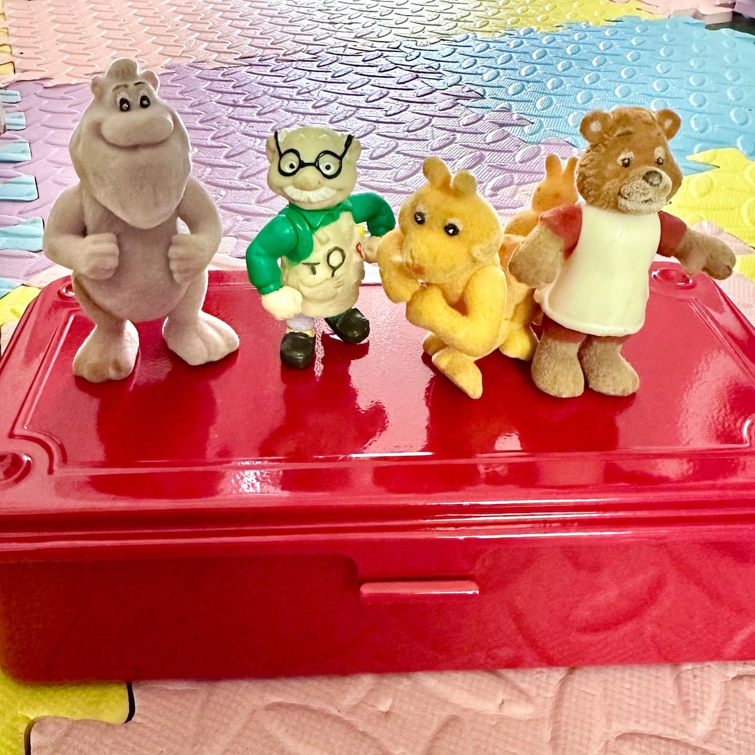 Vintage 1986 Teddy Ruxpin, Whooly, Grubby, and Newton Gimmick Toy ...