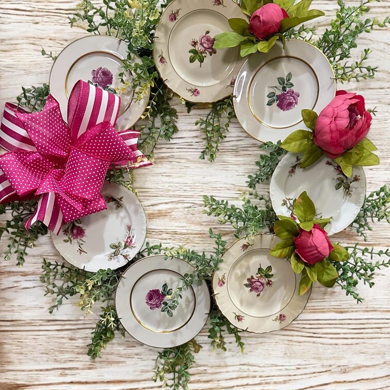 Wreath of Antique Plates - Etsy