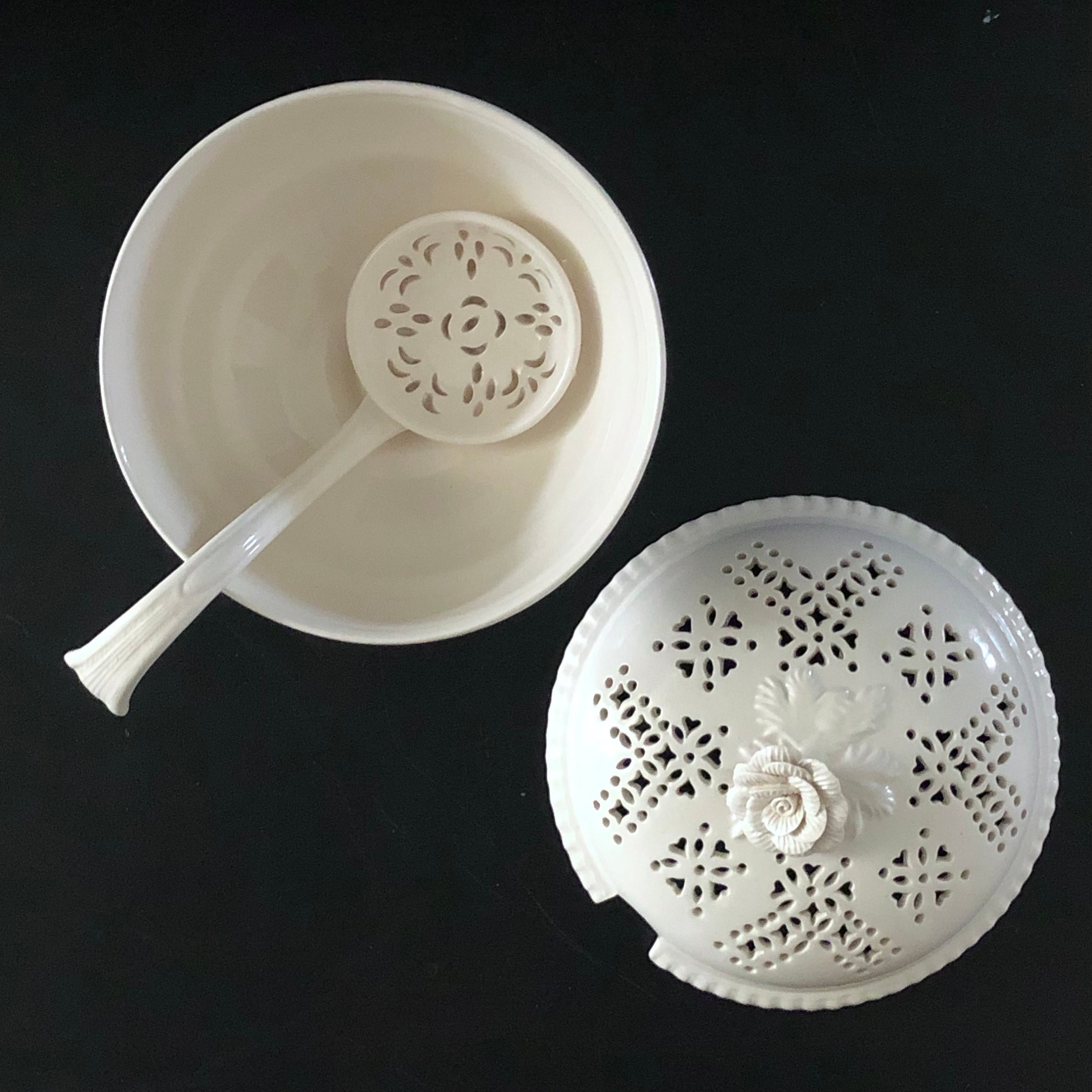 Leeds Pottery Royal Creamware Pedestal Lidded Bowl With Pierced Lid and ...