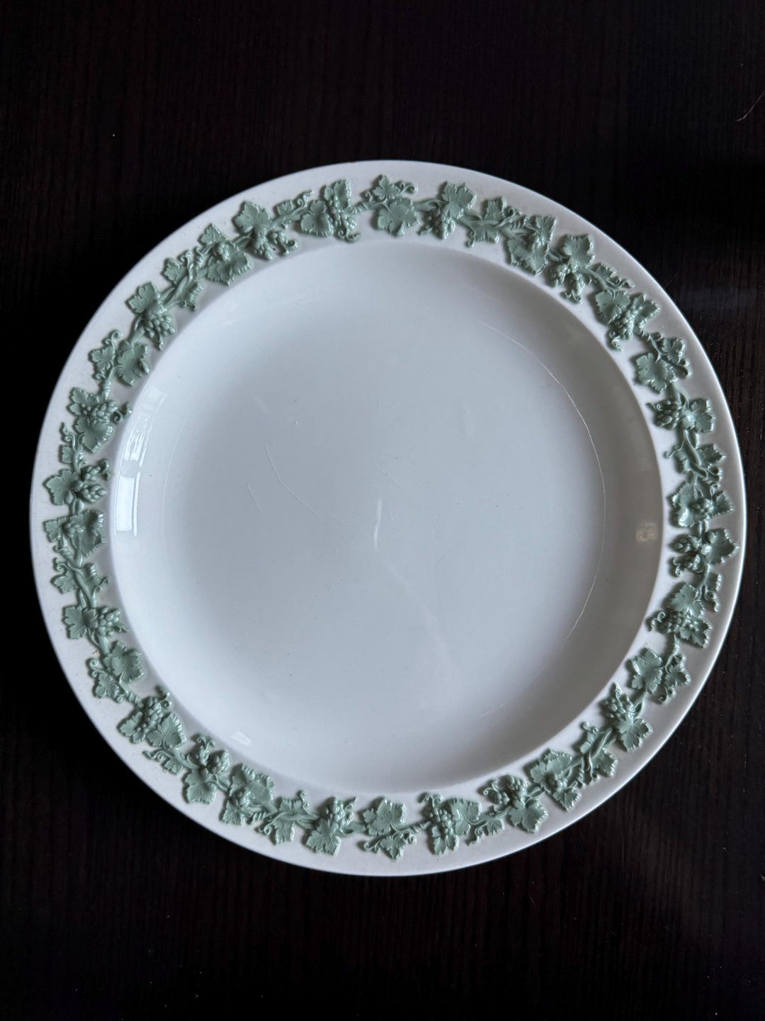 Wedgwood Queensware Embossed Celadon Green on Ivory Dinner Plate - Etsy