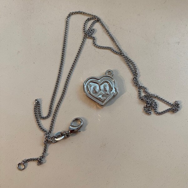 Drain Pill Necklace - Etsy