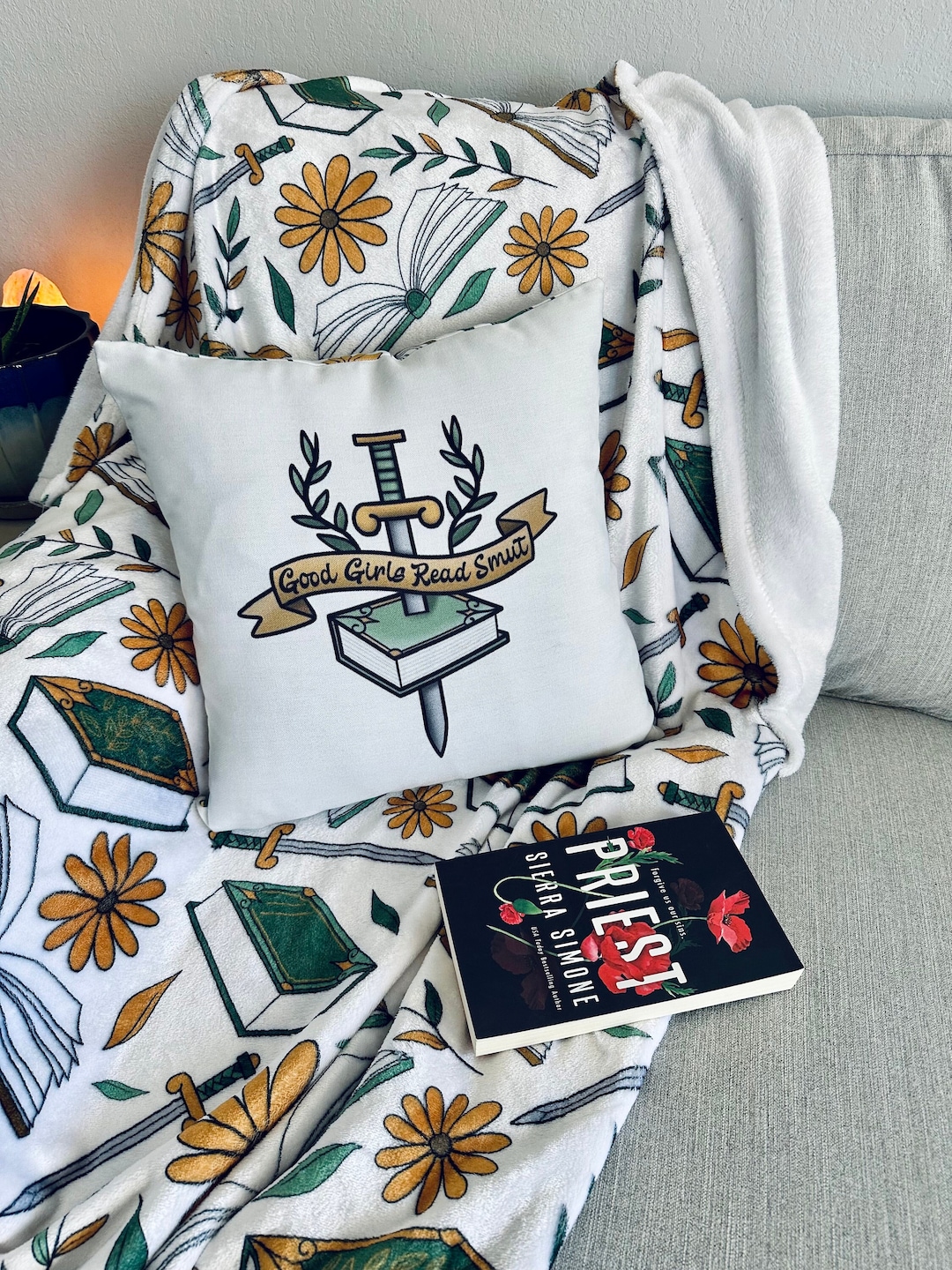 Book Blanket for Fantasy Readers | Bookish Blanket | Bookish Merch ...