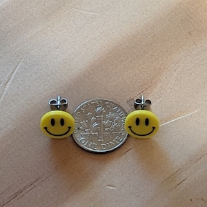 Smiley Face Stud Earrings - Etsy