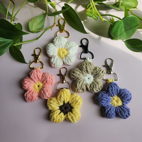 Pink Flower Keychain - Etsy