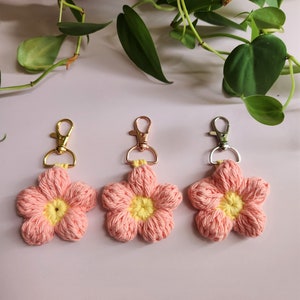 Crochet Flower Keychain, Handmade Flower Key Charm, Small Crochet Gift ...