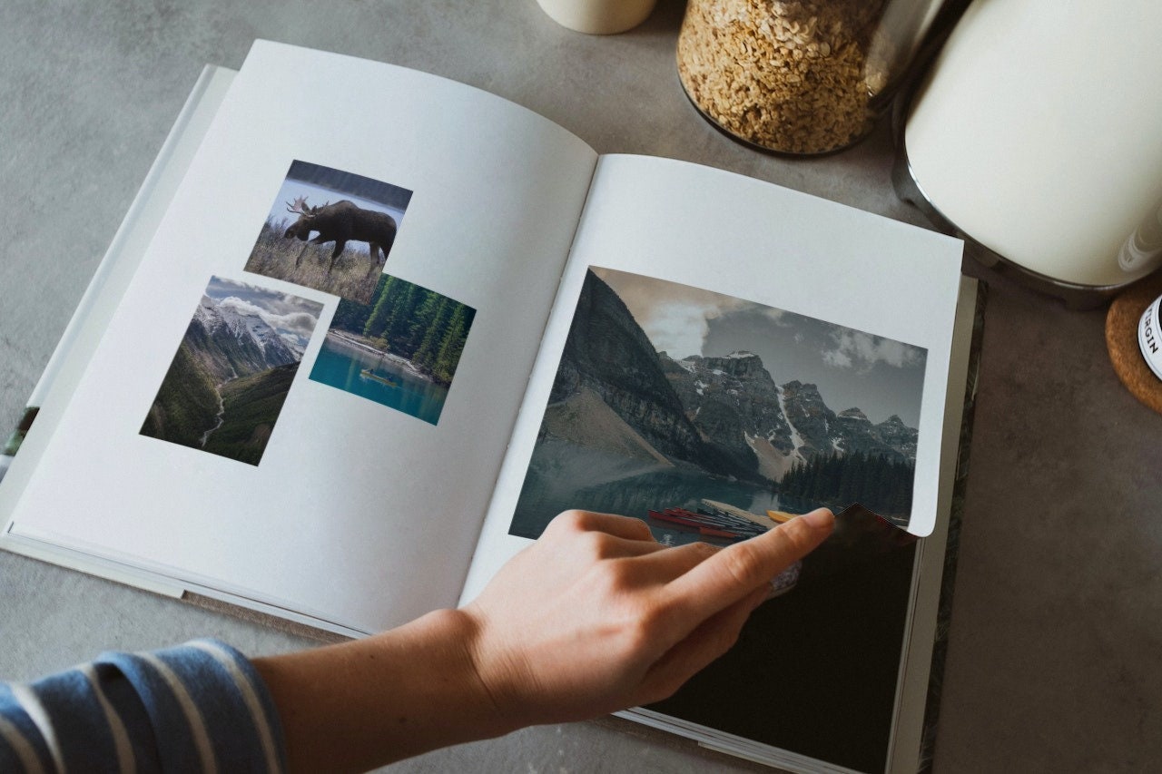 Travel Photo Album Template, Designer Style Decorative Coffee Table ...