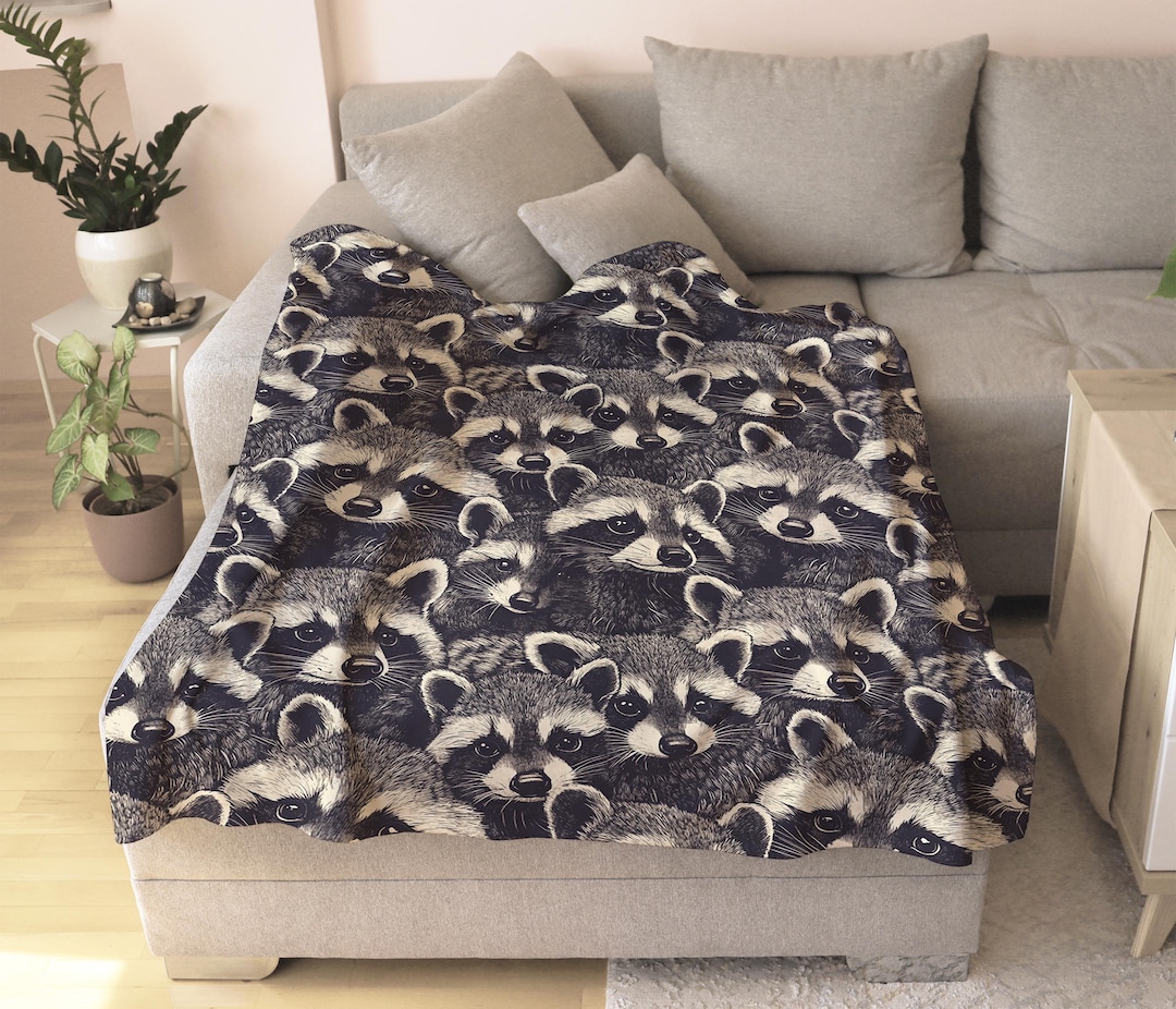 Raccoon Blanket, Cute Woodland Vintage Home Decor, Funny Cozy Sofa ...