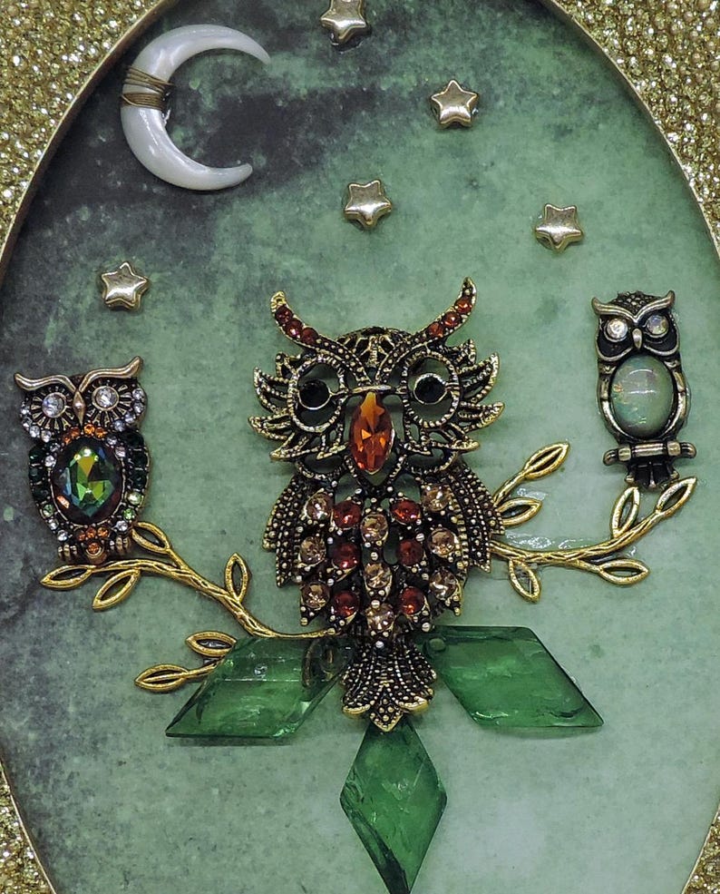 Handmade Jeweled Owl Picture in Gold Oval Frame (5x7 Inch) - Etsy