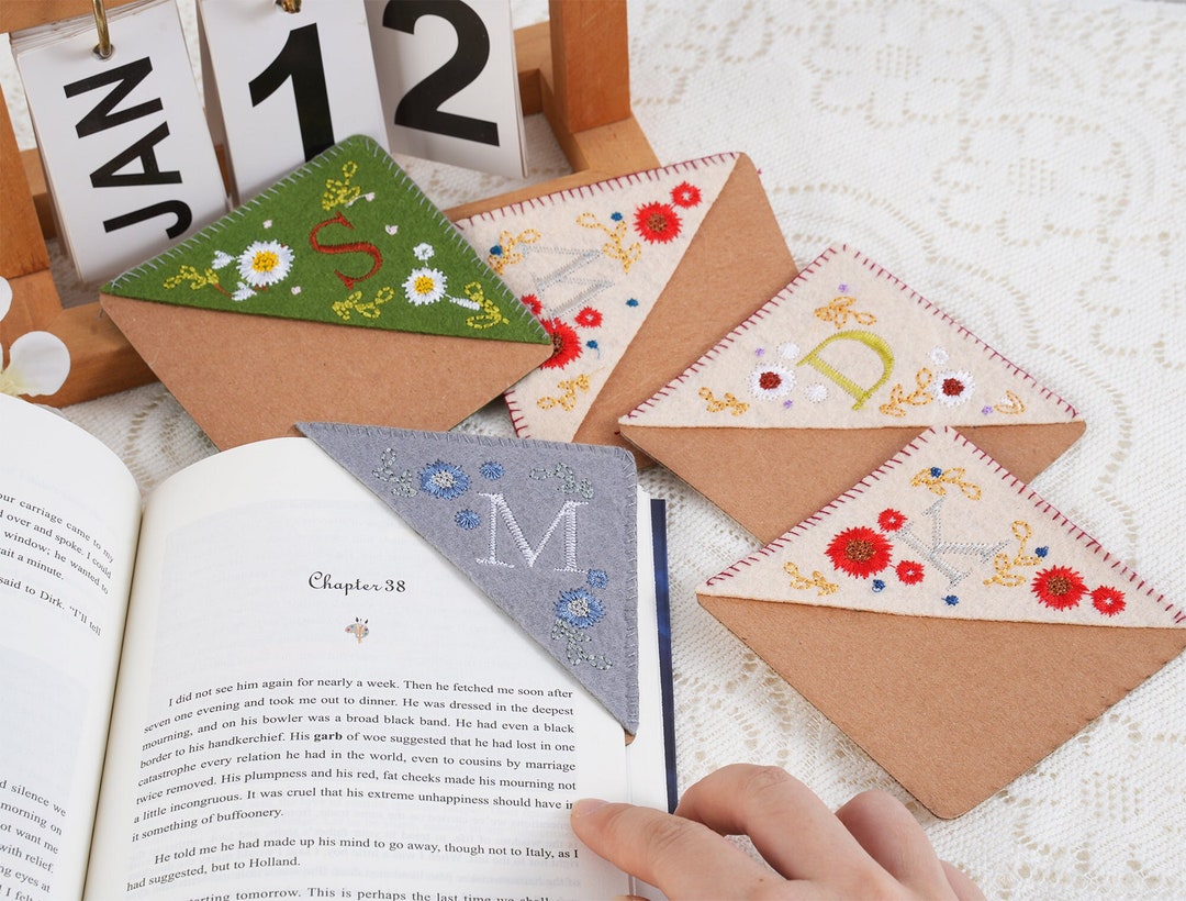 Personalized Hand Embroidered Corner Bookmark,26 Letters and 4seasons ...