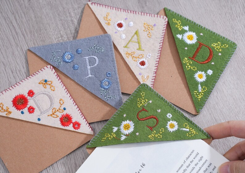 Personalized Hand Embroidered Corner Bookmark - Shipping From USA - 26 ...