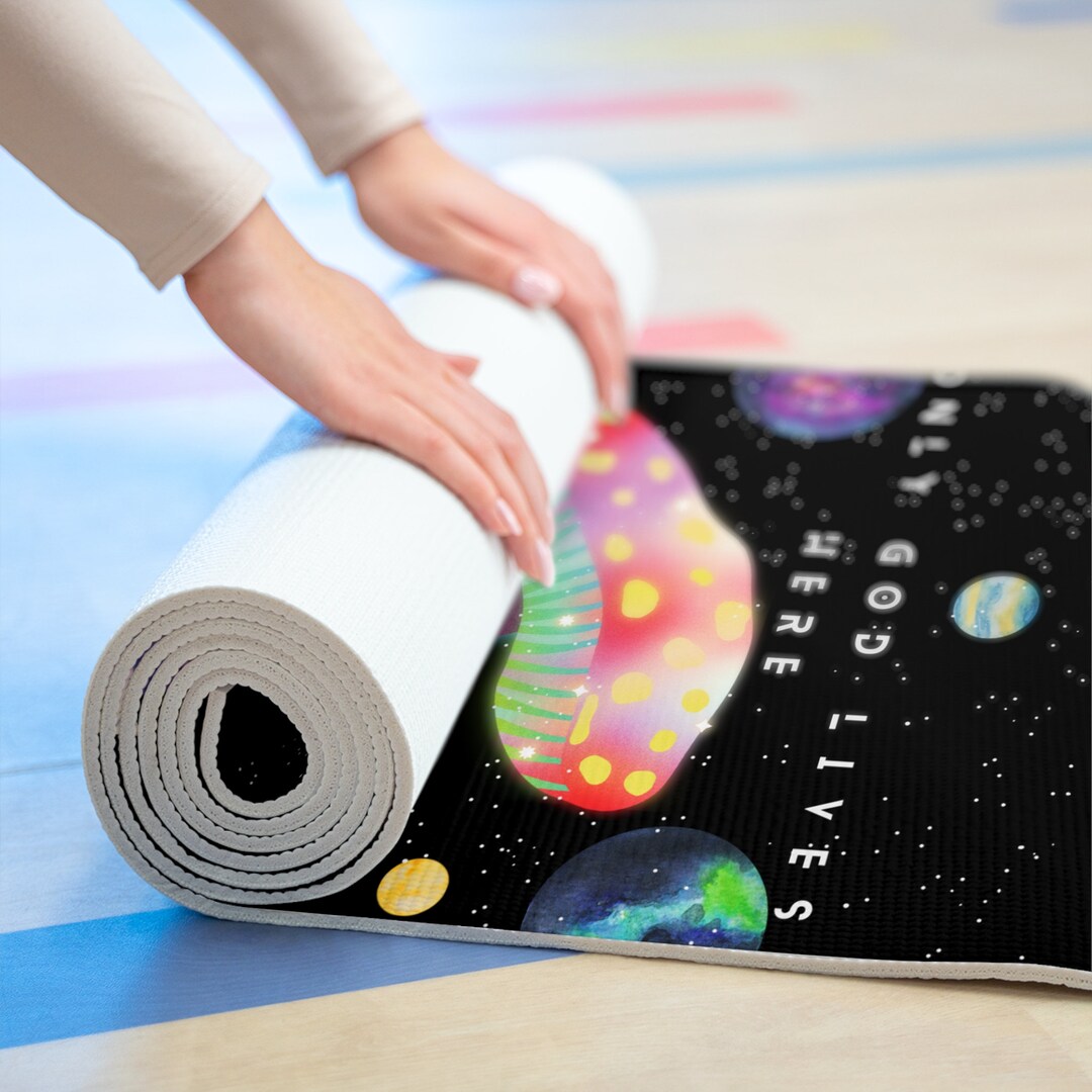 Trippy Psychedelic Only God Lives Here Foam Yoga Mat - Etsy