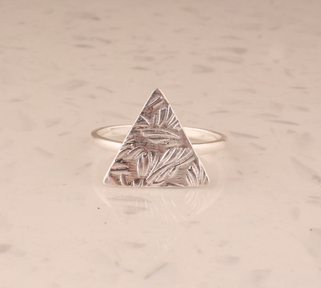Triangle Sterling Silver Ring: Engraved Band, Valentine's Gift - Etsy