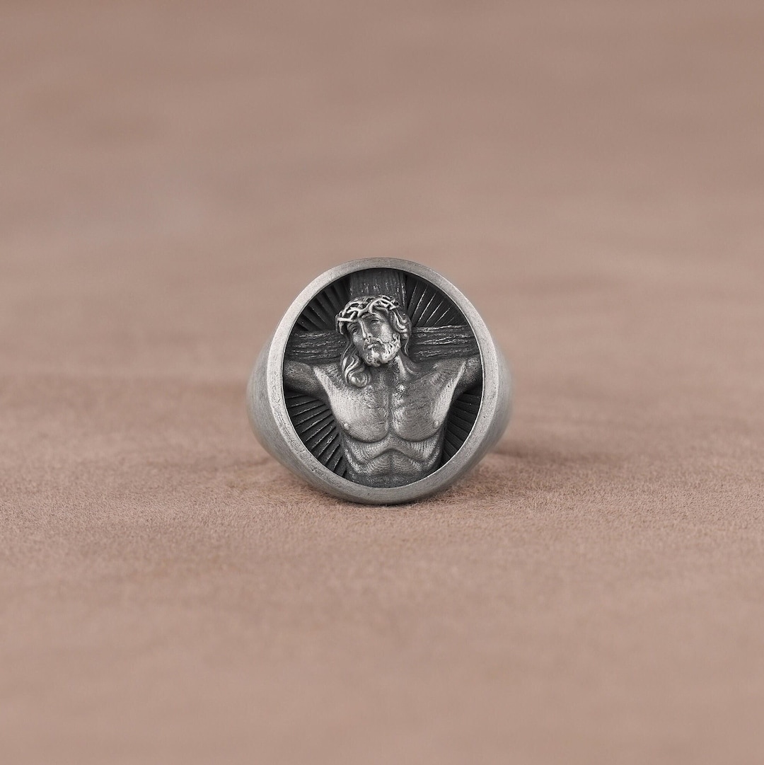Engraved Crucifixion of Jesus Ring, Jesus Christ With Cross Oxidized ...